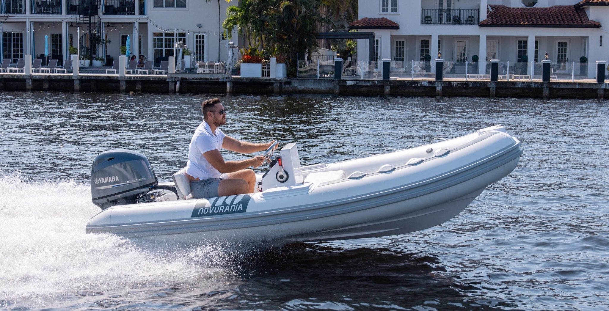 DL 400 - Novurania of America